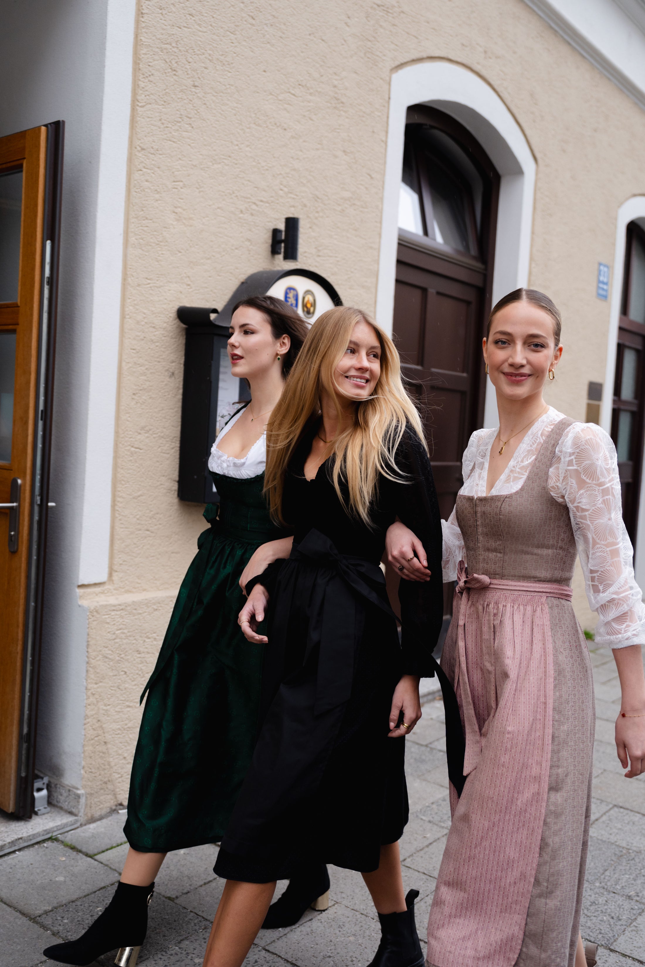 Marjo - Dirndl & Lederhosen with a modern twist | Dirndl.com